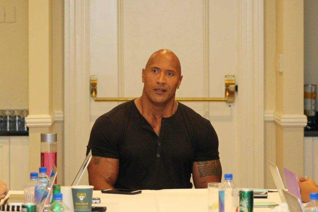 MOANA Interview with Dwayne 'The Rock' Johnson - See Mom Click