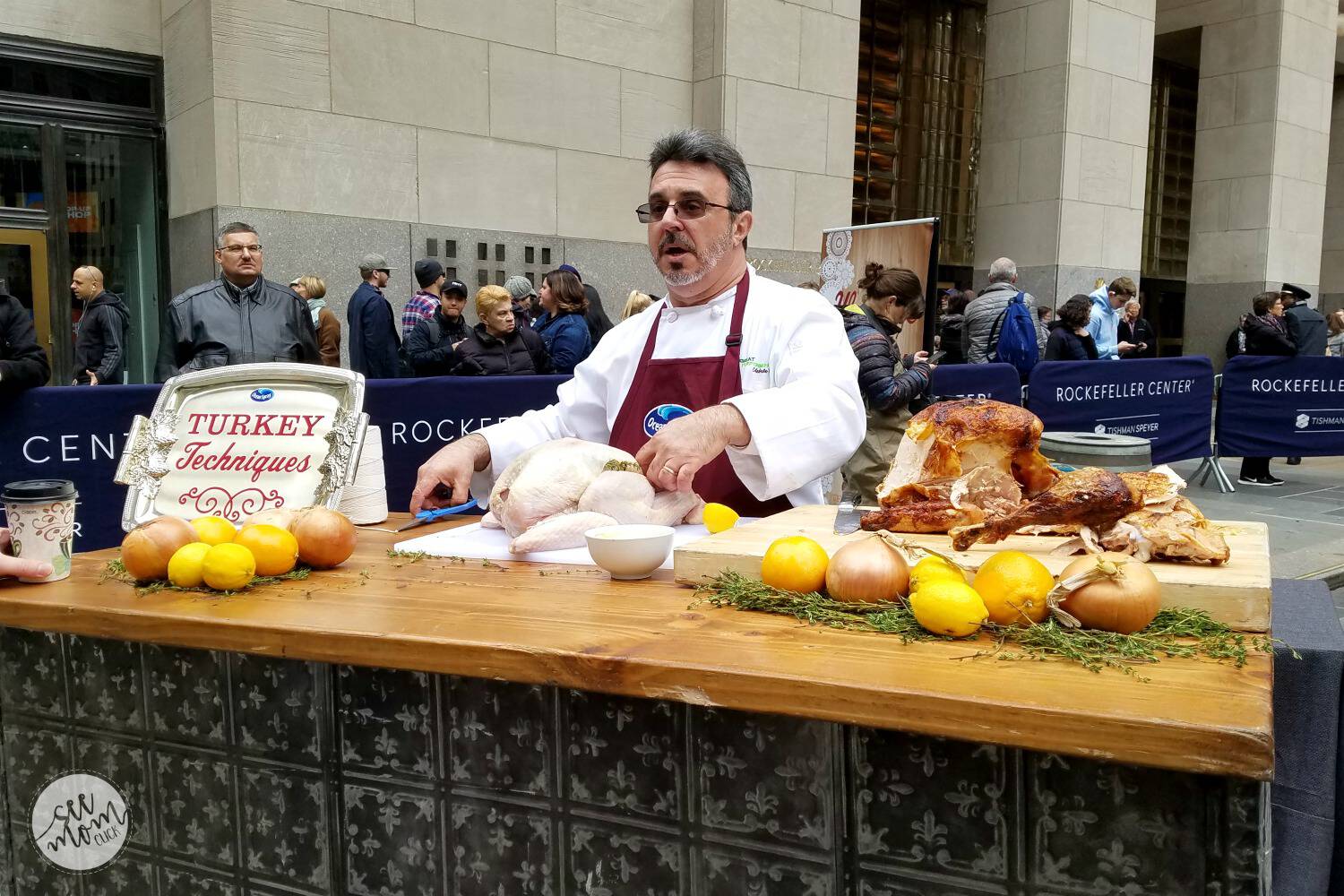 15 Tips to Host A Stress-Free First Thanksgiving- See Mom Click