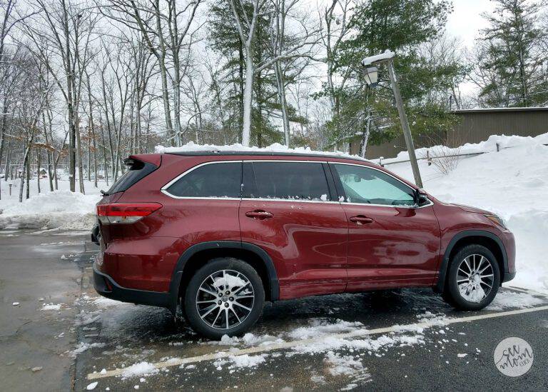 Why the Toyota Highlander Is Amazing In The Snow - See Mom Click®
