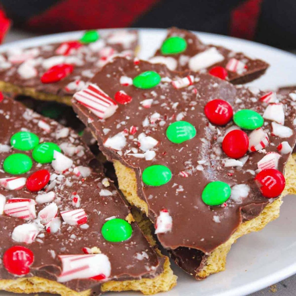 45 of the Best Christmas Bark Recipes | See Mom Click